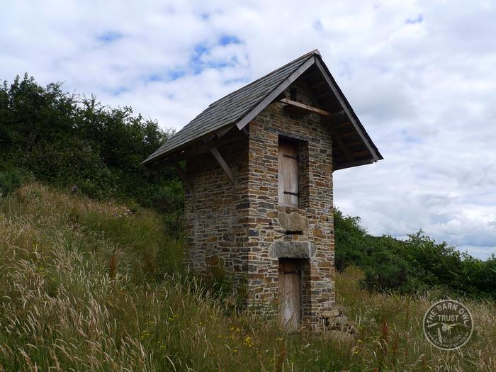 Completed wildlife tower - The Barn Owl Trust